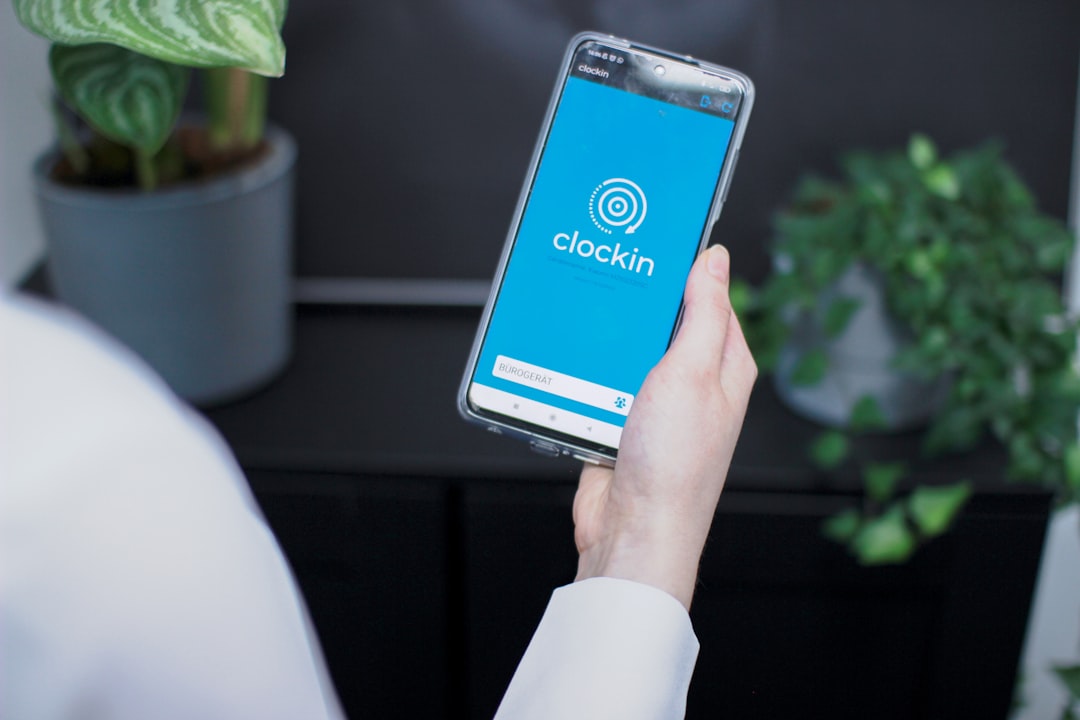 How Tracking Apps Work: A Comprehensive Guide